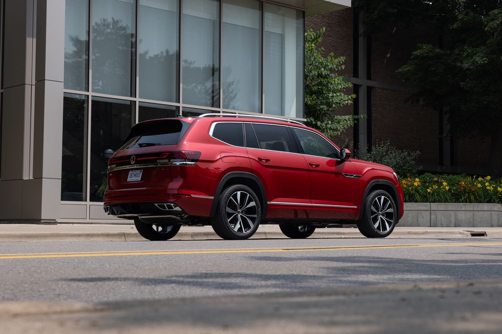 ONR | Mid-Size Crossovers and SUVs, Ranked by Cargo Capacity